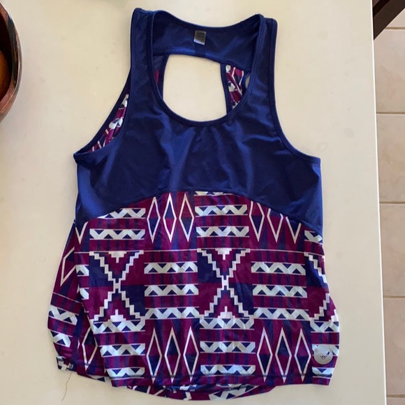Roxy | Tops | Roxy Workout Top | Poshmark